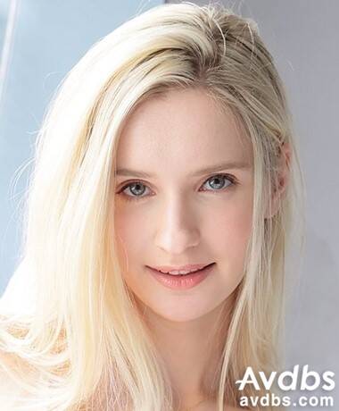 에마 로렌스 / 멜로디 마크스, 준 러브조이와 함께 인기 백인 AV배우 3인방 | AVDBS