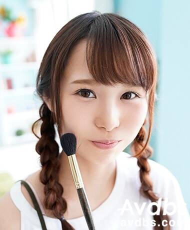 이노우에 소라 / AV 스튜디오 메이크업 담당 출신 | AVDBS