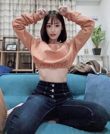 시오카와 우니 / 시오카와 우니 → 오타니 후타바 | AVDBS