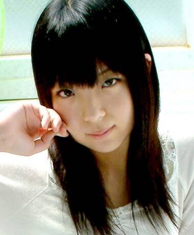 아오키 코토네 / 2010년 아오키 코토네 → 2012년 쿠루스 히카리 → 2015년 나미가타 모네 | AVDBS