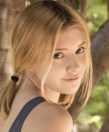 레나 앤더슨 / 미국 텍사스 출신의 백인 포르노 배우 | AVDBS