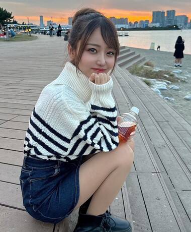 미즈나 아이나 / 2023년 카와이에서 데뷔 | AVDBS