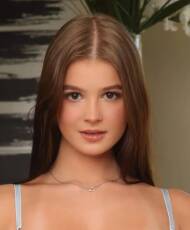 HIKR-215 스카이 원더랜드 | AVDBS